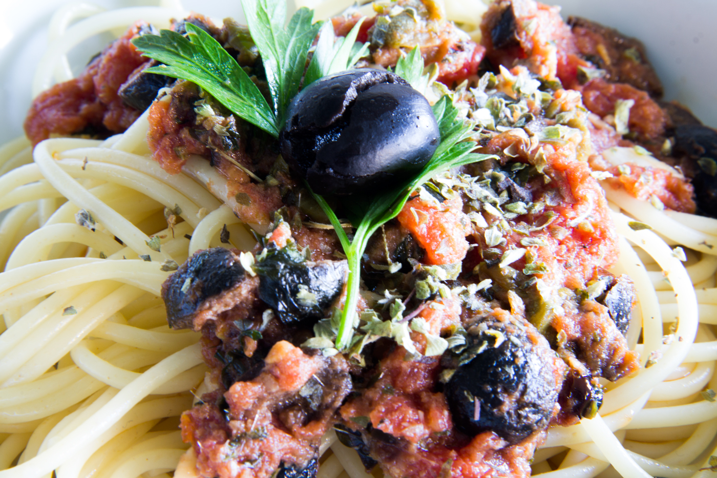 Cómo preparar salsa putanesca