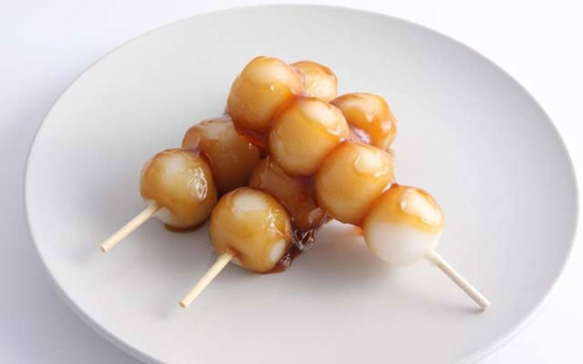 Receta de Aperitivo japonés Mitarashi Dango