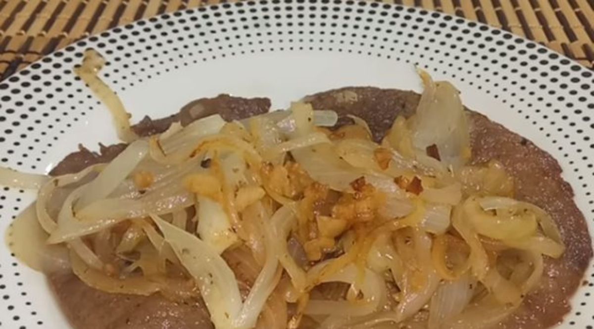 Receta de Bistec de res con cebolla