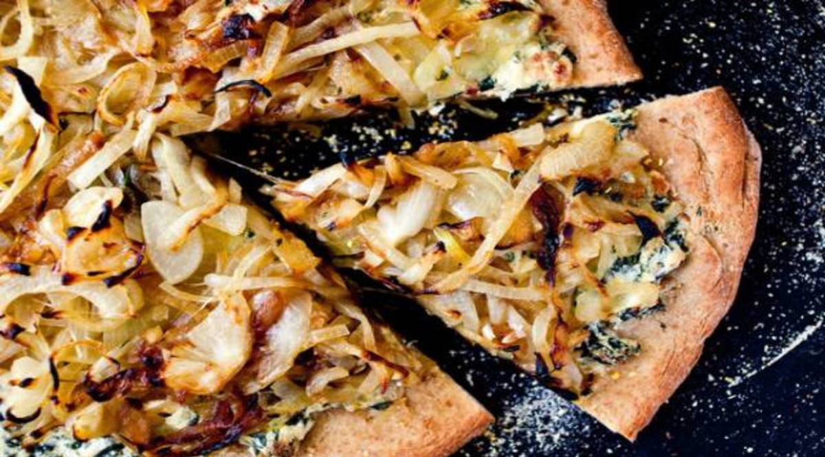 Receta de Pizza de Cebolla Caramelizada