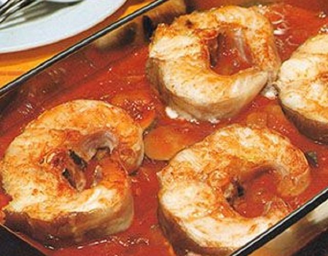 Receta de Congrio al horno con tomate