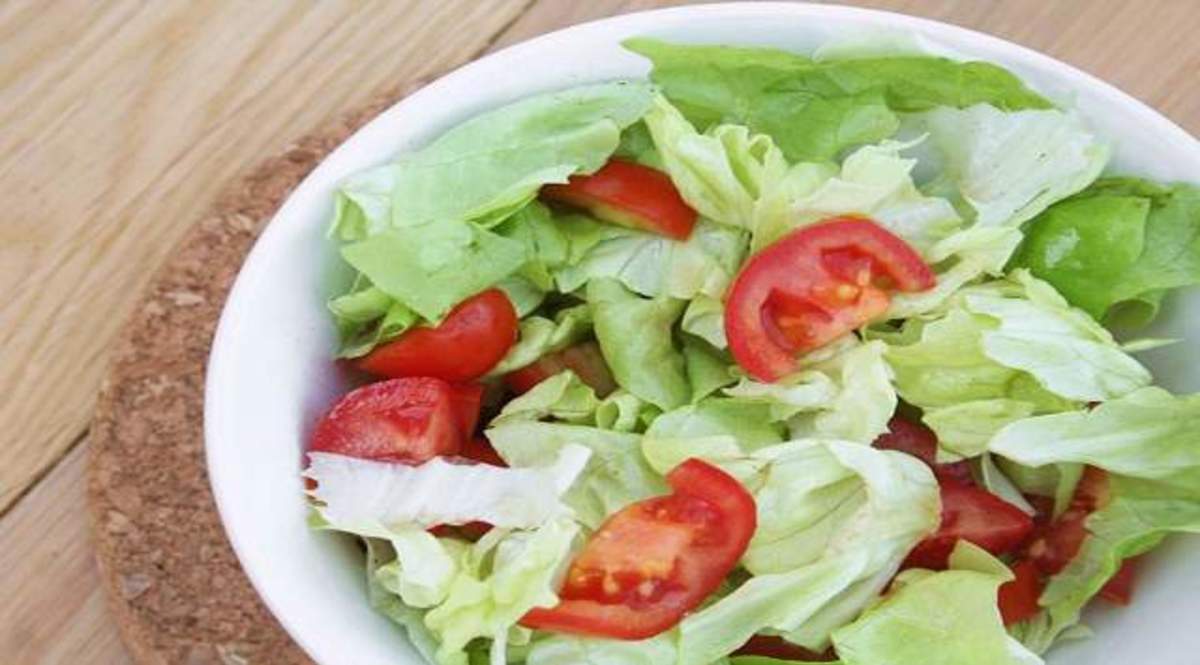 Receta de Ensalada de Lechuga y Tomate con Aderezo Chino